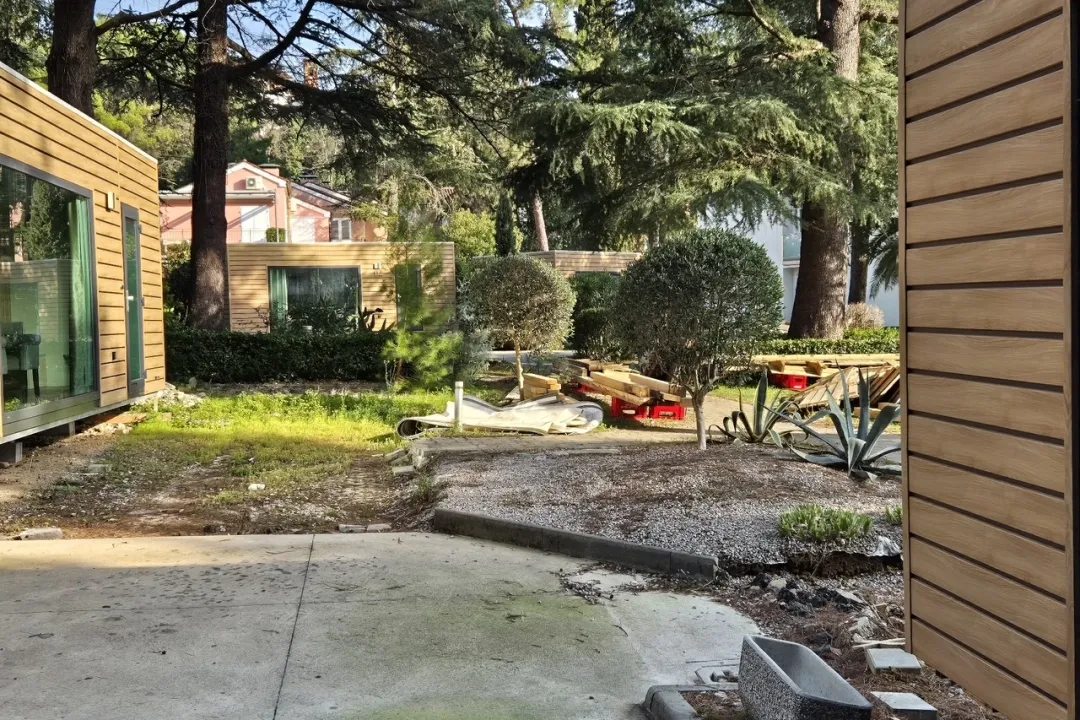 Najbolj brane novice tedna: od črnih gradenj do Bavčarjevih milijonov ...